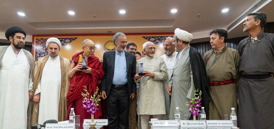 His Holiness the Dalai Lama Meets Muslim Leaders - Tibetan Magazine for ...